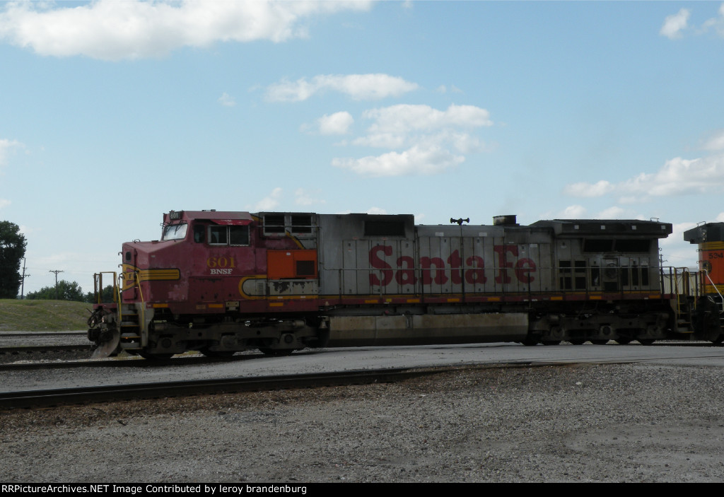 BNSF 601 at santa fe jct